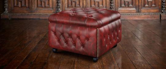 Original Chesterfield Hocker Bradbury